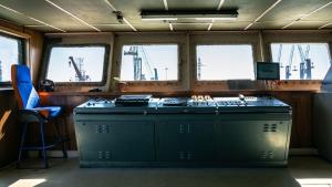 MF/HF Radio Technology: Functionality & Applications