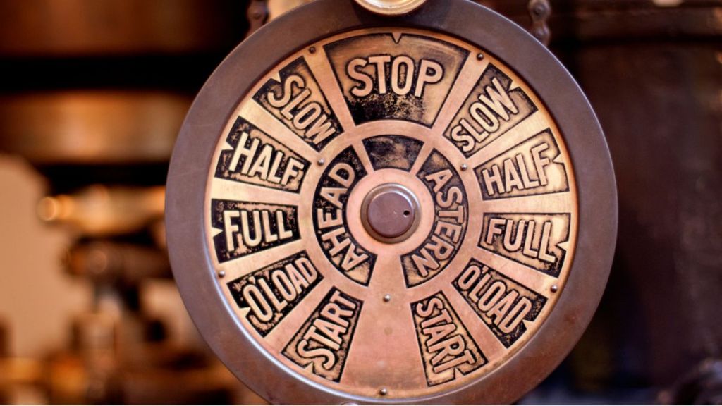 Types of Ship Engines and Propulsion Systems (Updated) - Orbitshub