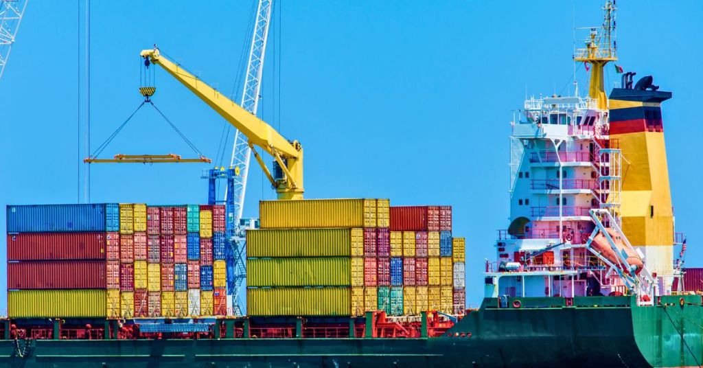 How Ship Engines Revolutionized the Shipping Industry