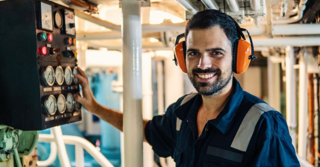 Complete Guide to Marine Training and Its Benefits