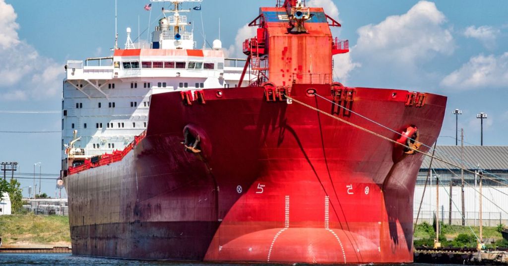 How Would You Describe the Ship Prows?