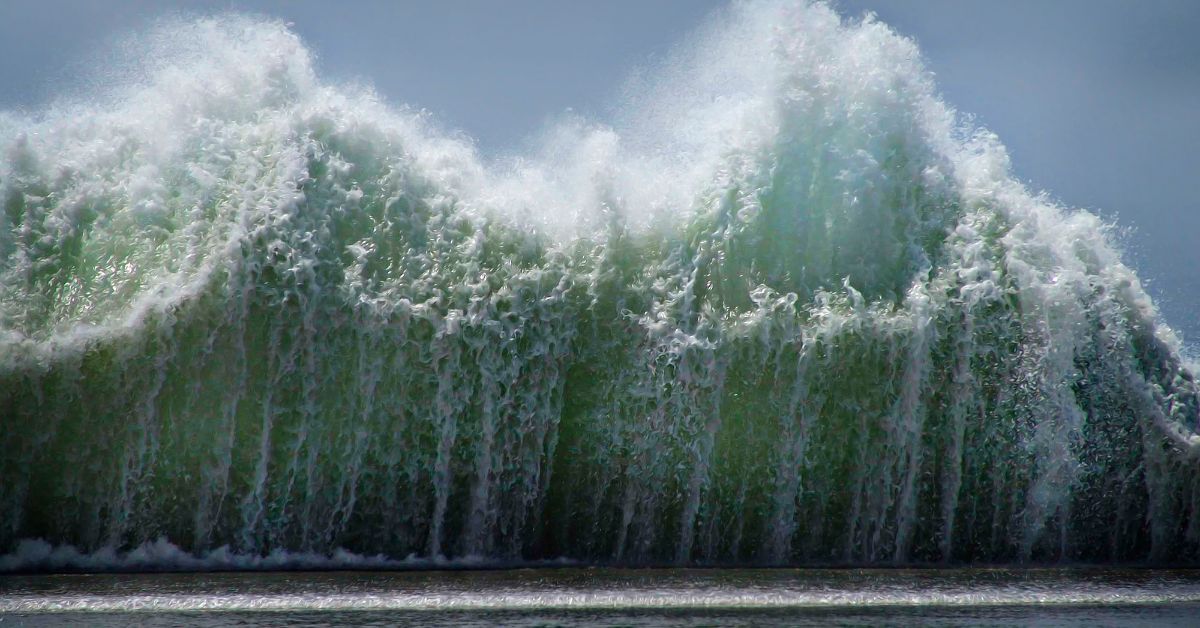 Different Types of Sea Waves