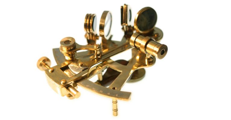 How to use a sextant?