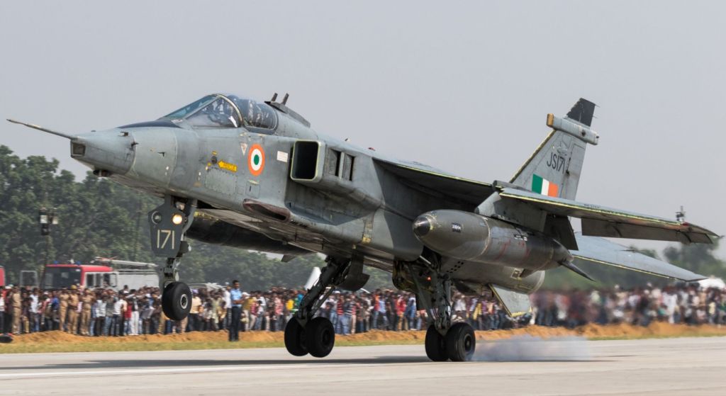 Delta Wing Aircraft Aerodynamics: A Comprehensive Guide