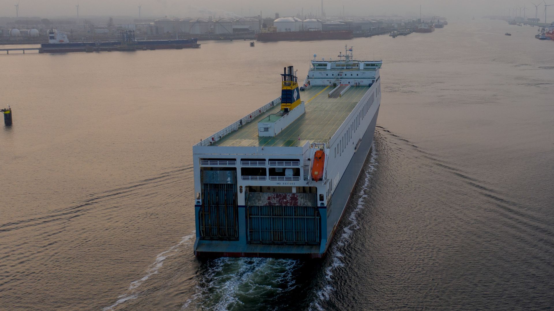 What exactly are Ro-Ro ships? - Orbitshub