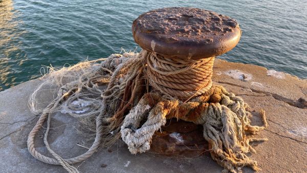 What is Single-Point Mooring (SPM) and How It Work? (Updated)