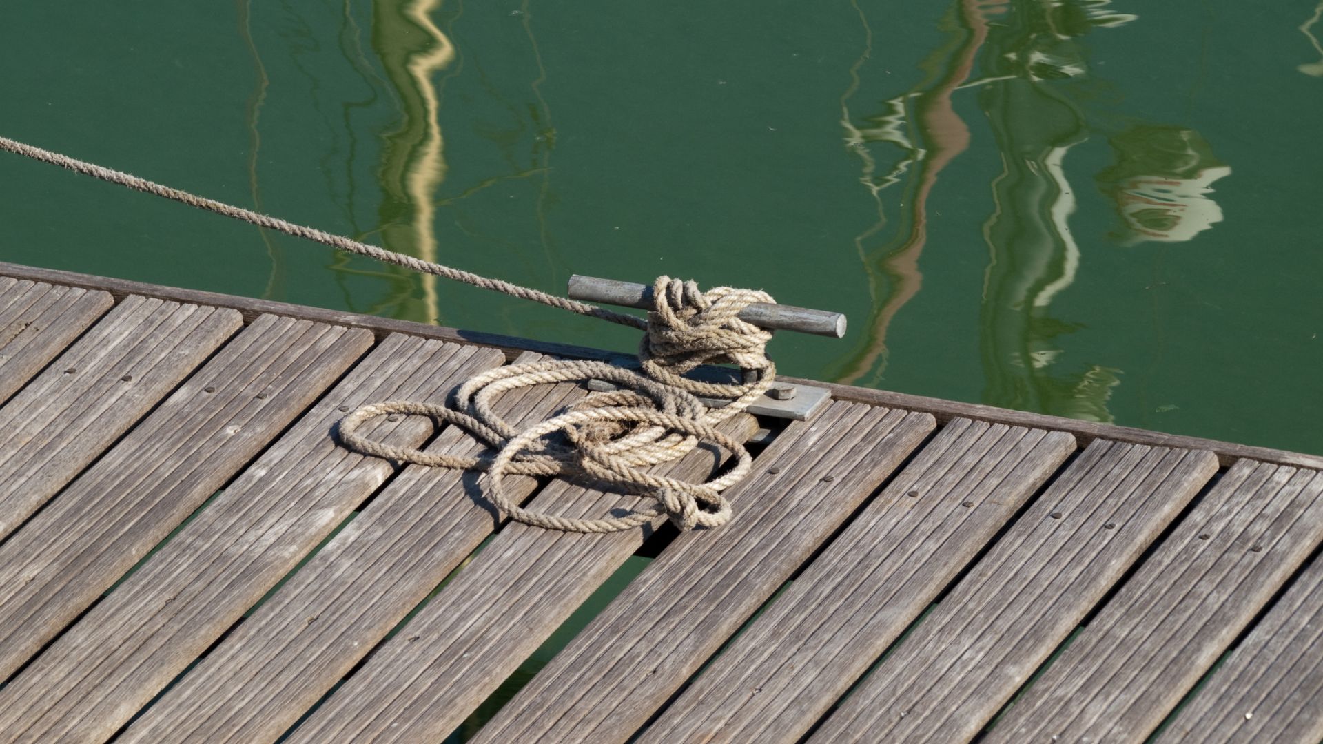 What is Single-Point Mooring (SPM) and How It Work? (Updated)