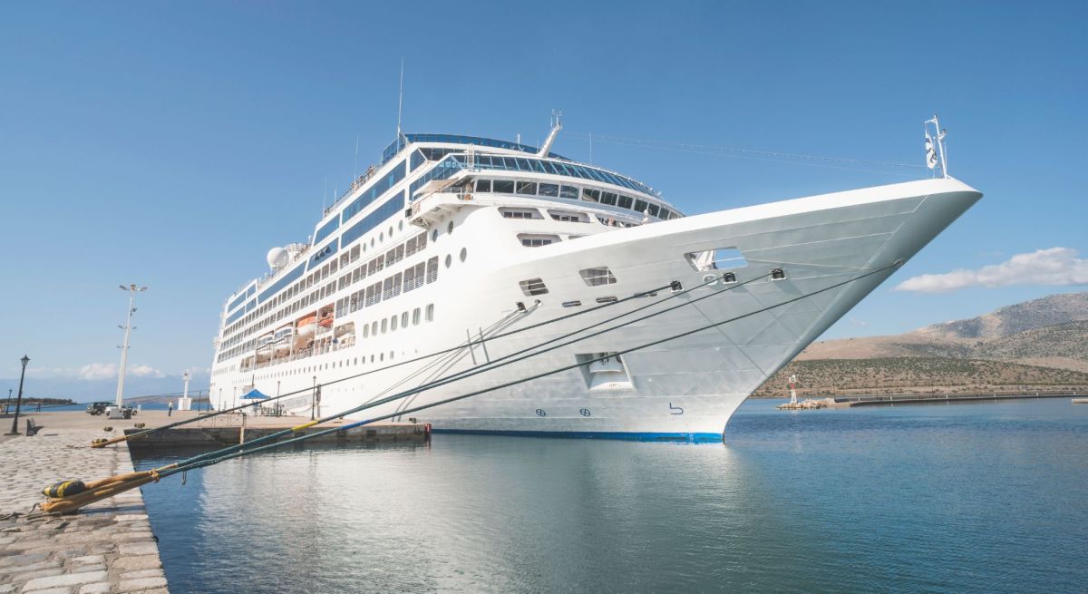 Luxury Travel: All About Passenger Ships (Updated)