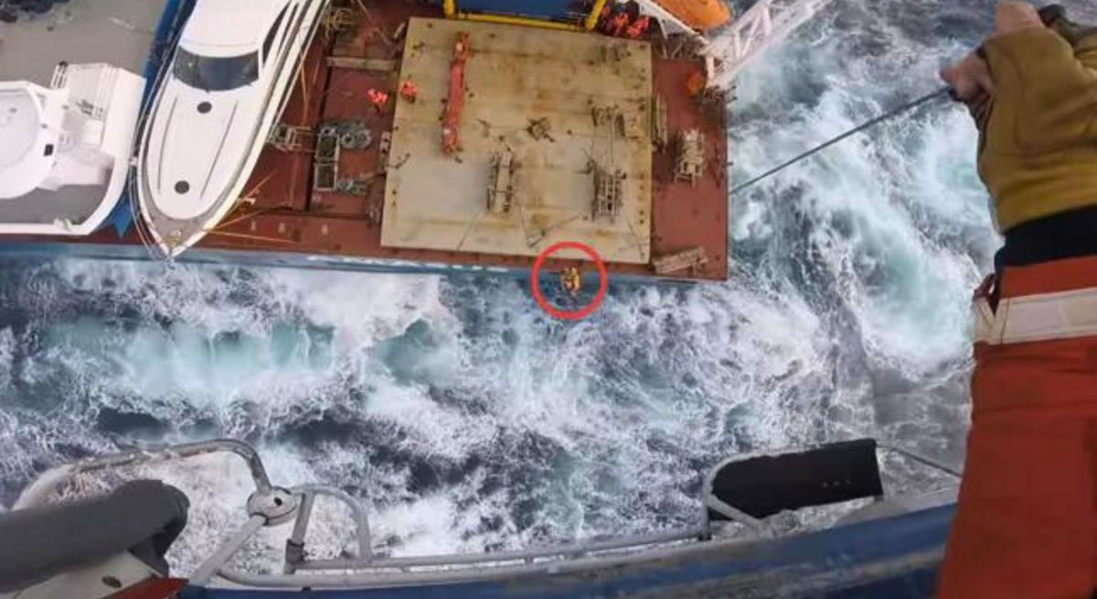 Cargo Ship Raptor Sinks: A Tragic Incident at Sea - Orbitshub