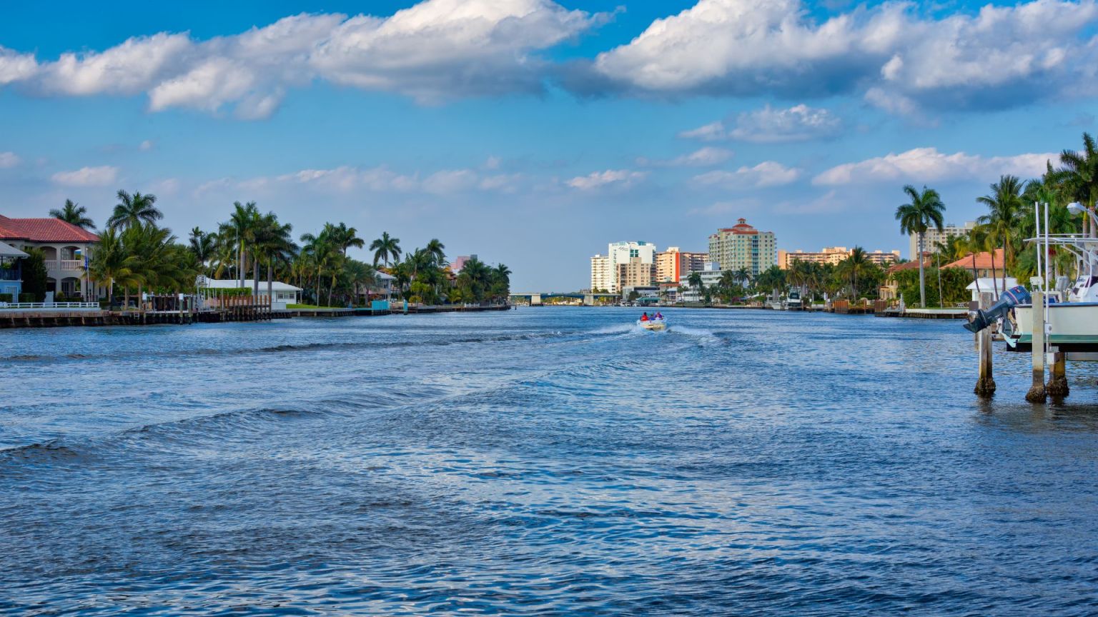 9 Important Canals in the United States (Updated)