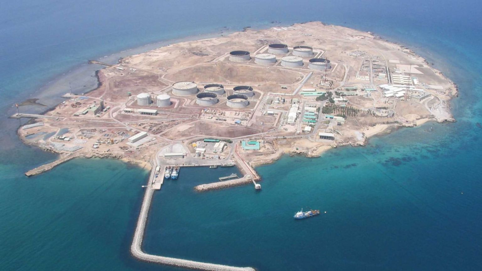 8 Major Ports in Qatar (Updated)