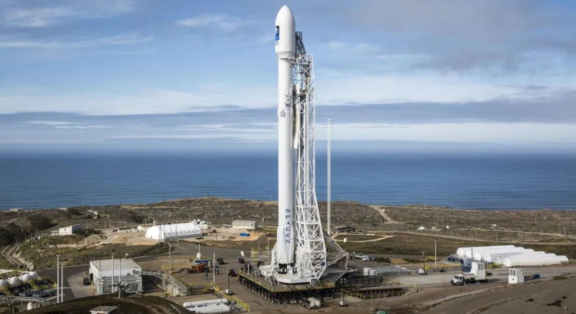 Exploring the Marvel of SpaceX Falcon 9 - Orbitshub