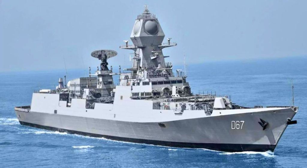 How Submarine Periscopes Contribute to Stealth Operations