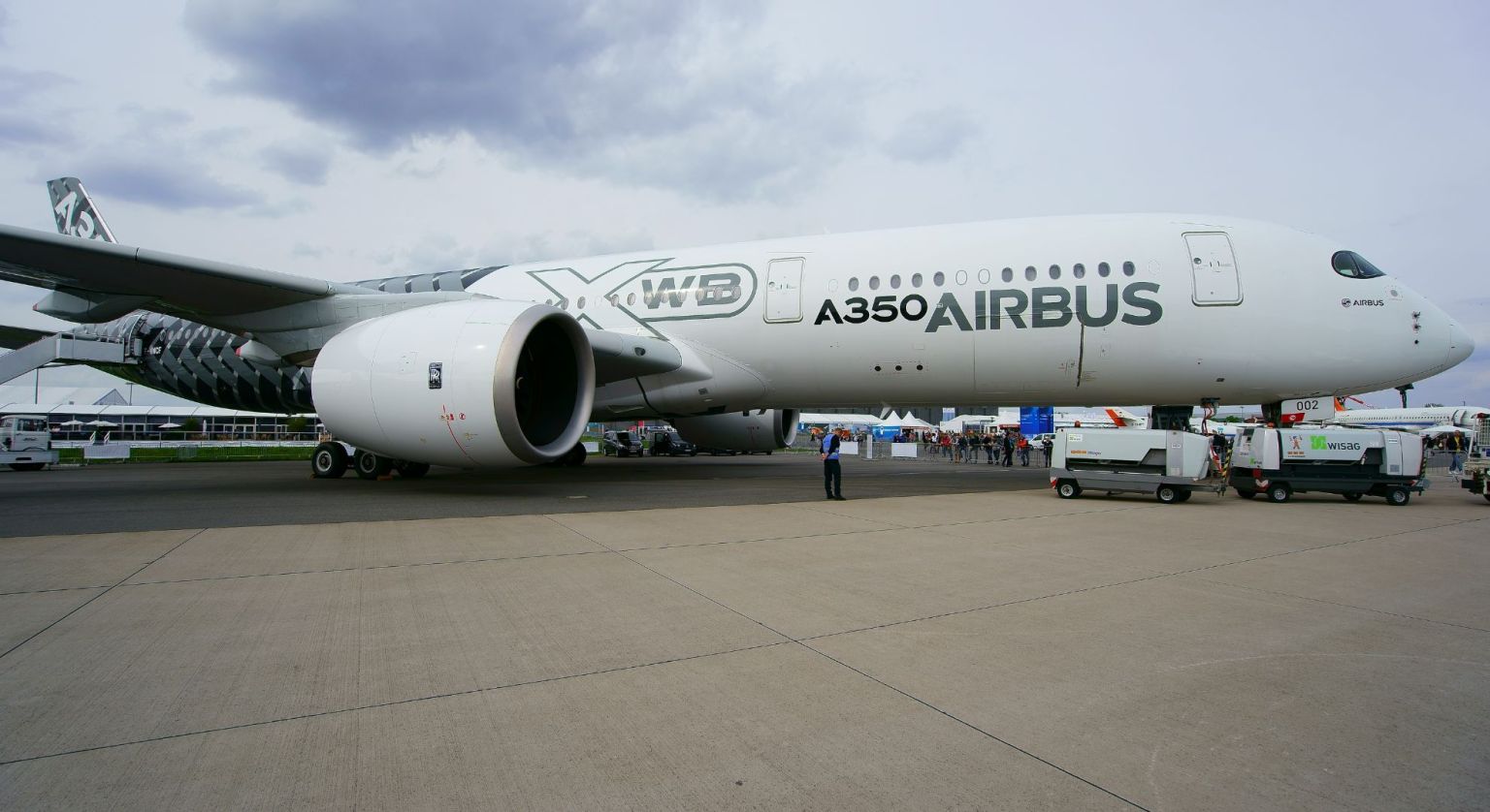 The Airbus A350-900: Redefining Modern Airplanes - Orbitshub