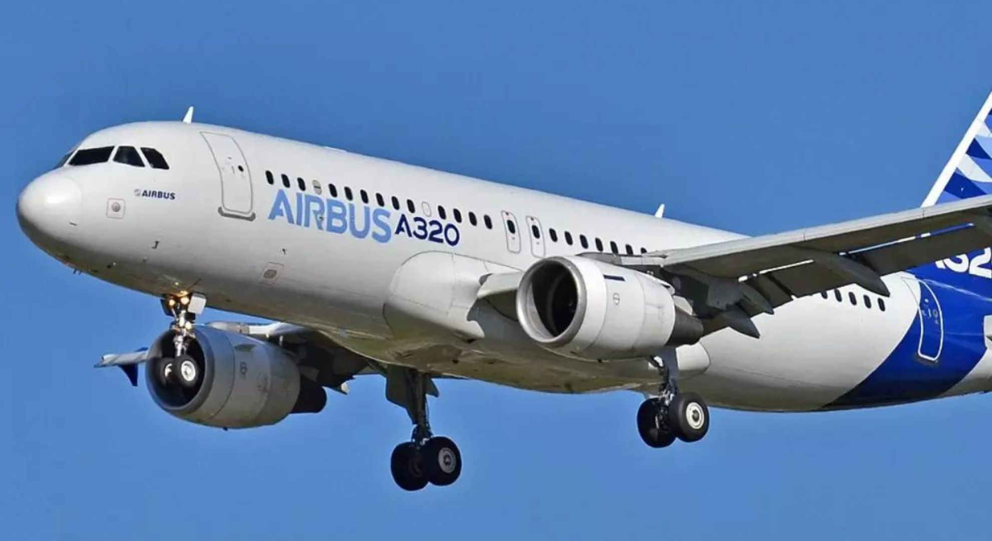 Exploring the Features and History of the Airbus A320 (Updated)