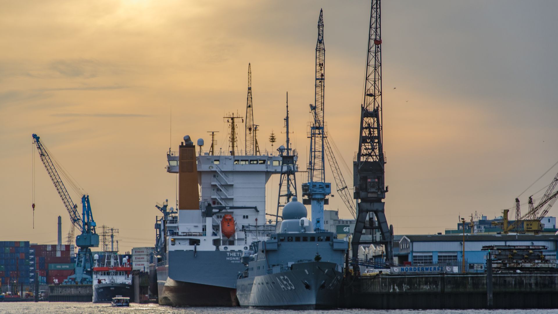 Port of Vestmannaeyjar: Maritime Legacy & Economic Significance (Updated)