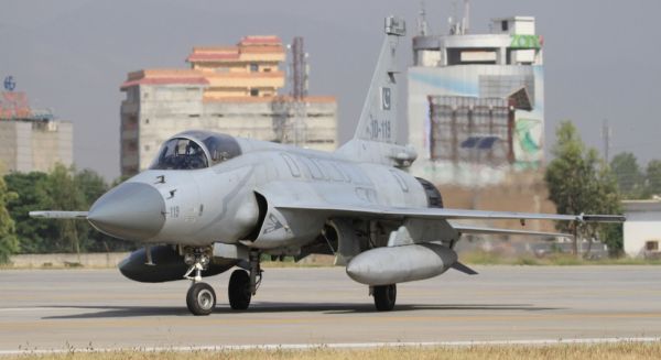 The Ultimate Guide to the JF-17 Fighter Jet (Updated)