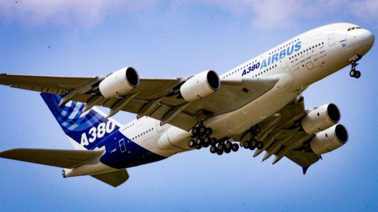 The Airbus A380: Revolutionizing Long-Haul Flights - Orbitshub
