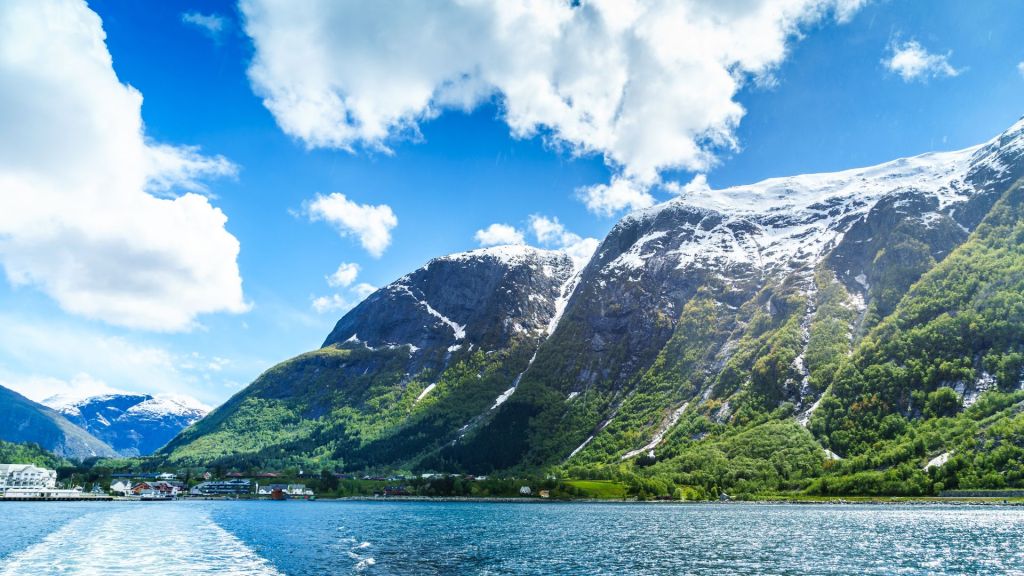 Hardangerfjord: Norway's Iconic Fjord