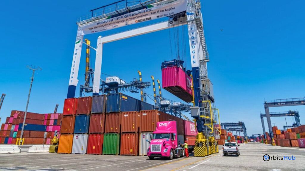 Port of LA Unveils First Electric Cargo Handlers in U.S.