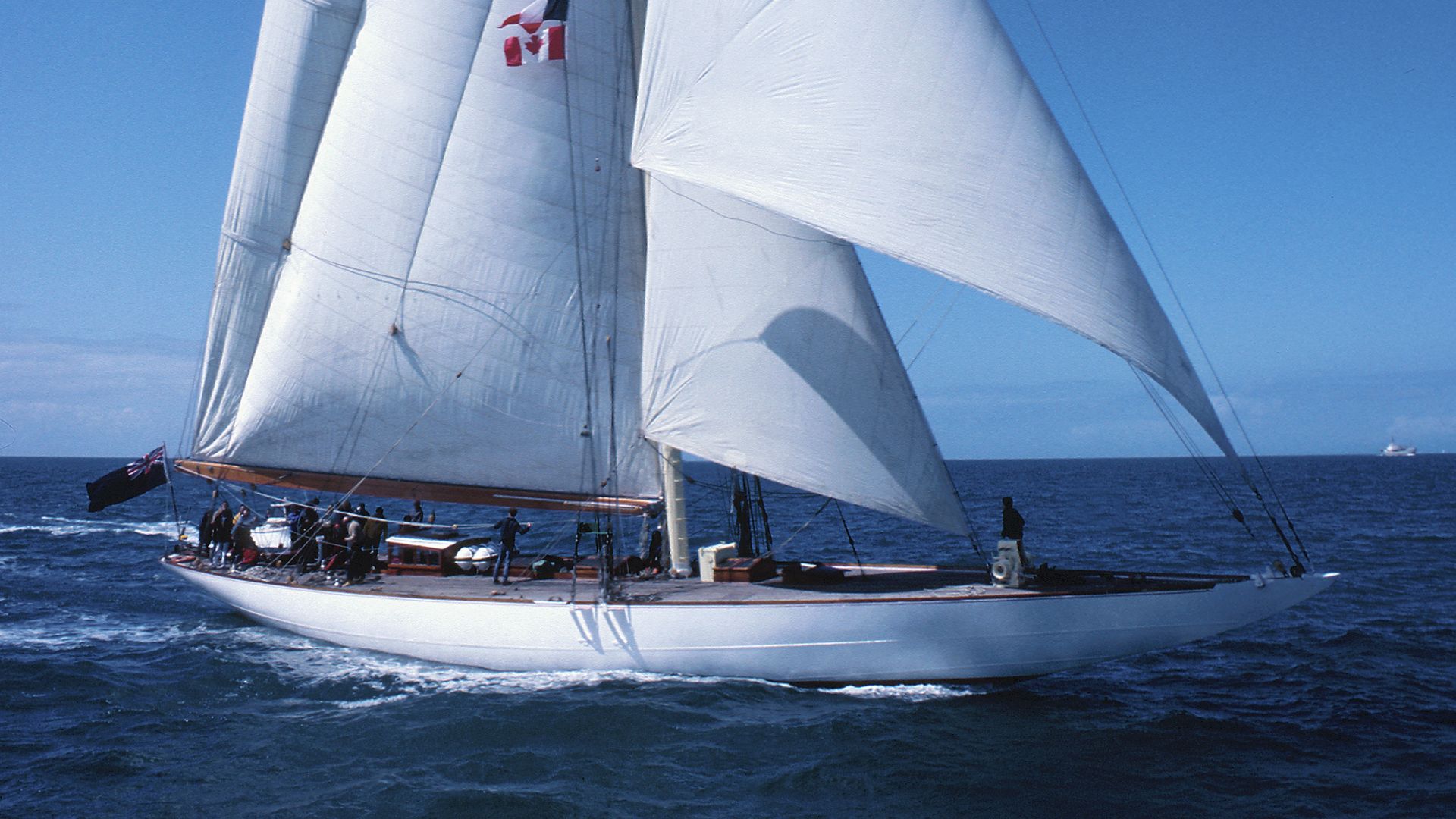 How Sloops Can Enhance Your Sailing Experience (Updated)