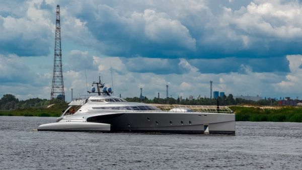 The Evolution of Trimarans: From Past to Present (Updated)